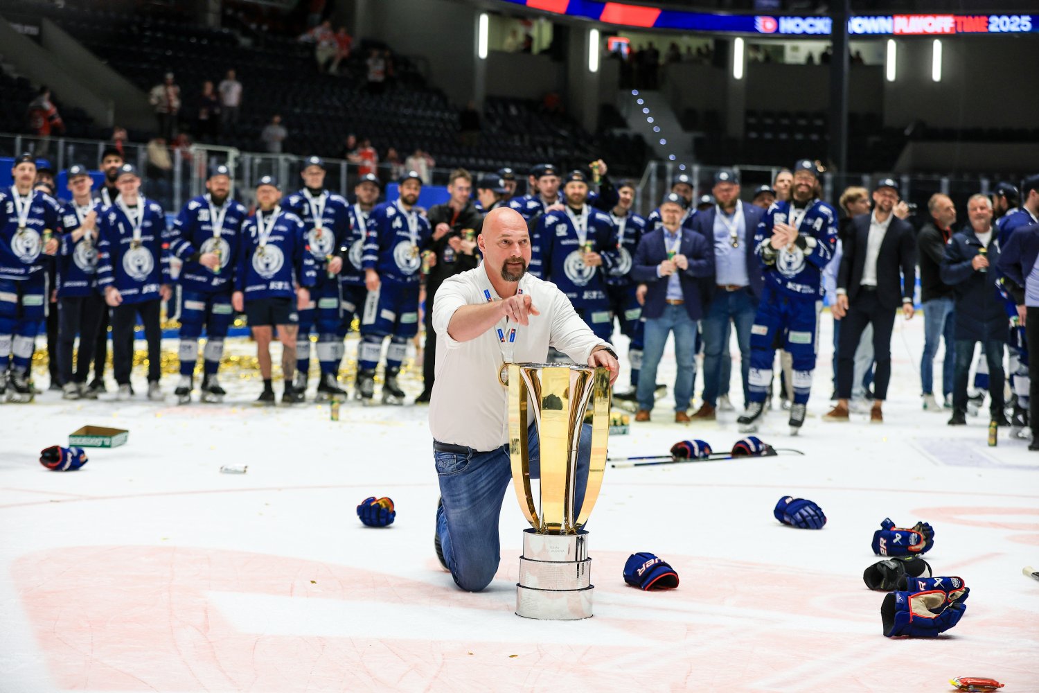 HC Kometa Brno » FINÁLE ŽIVĚ: Rozhodující sedmé utkání je u konce ...